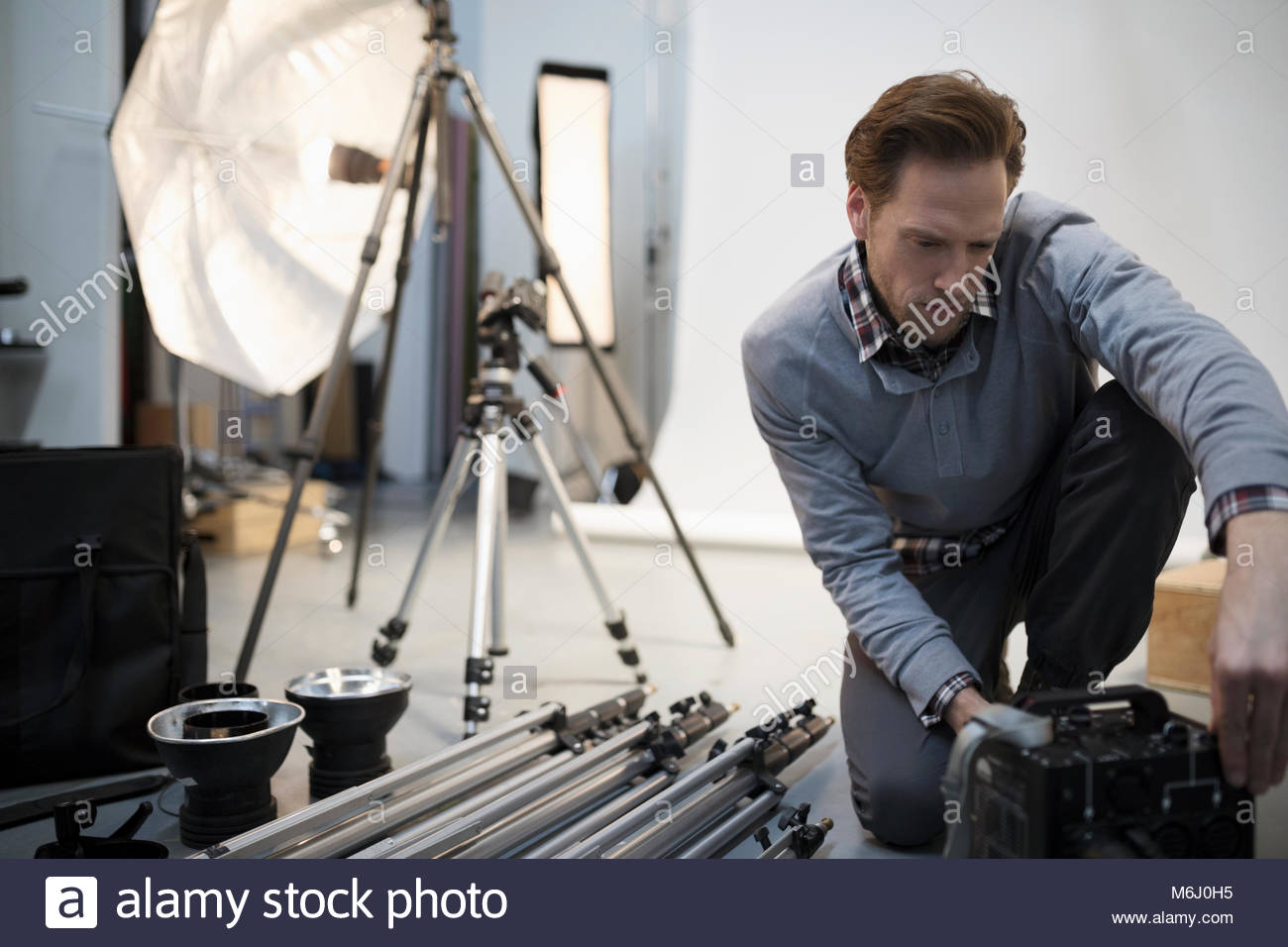 Man photo shoot hi-res stock photography and images - Alamy