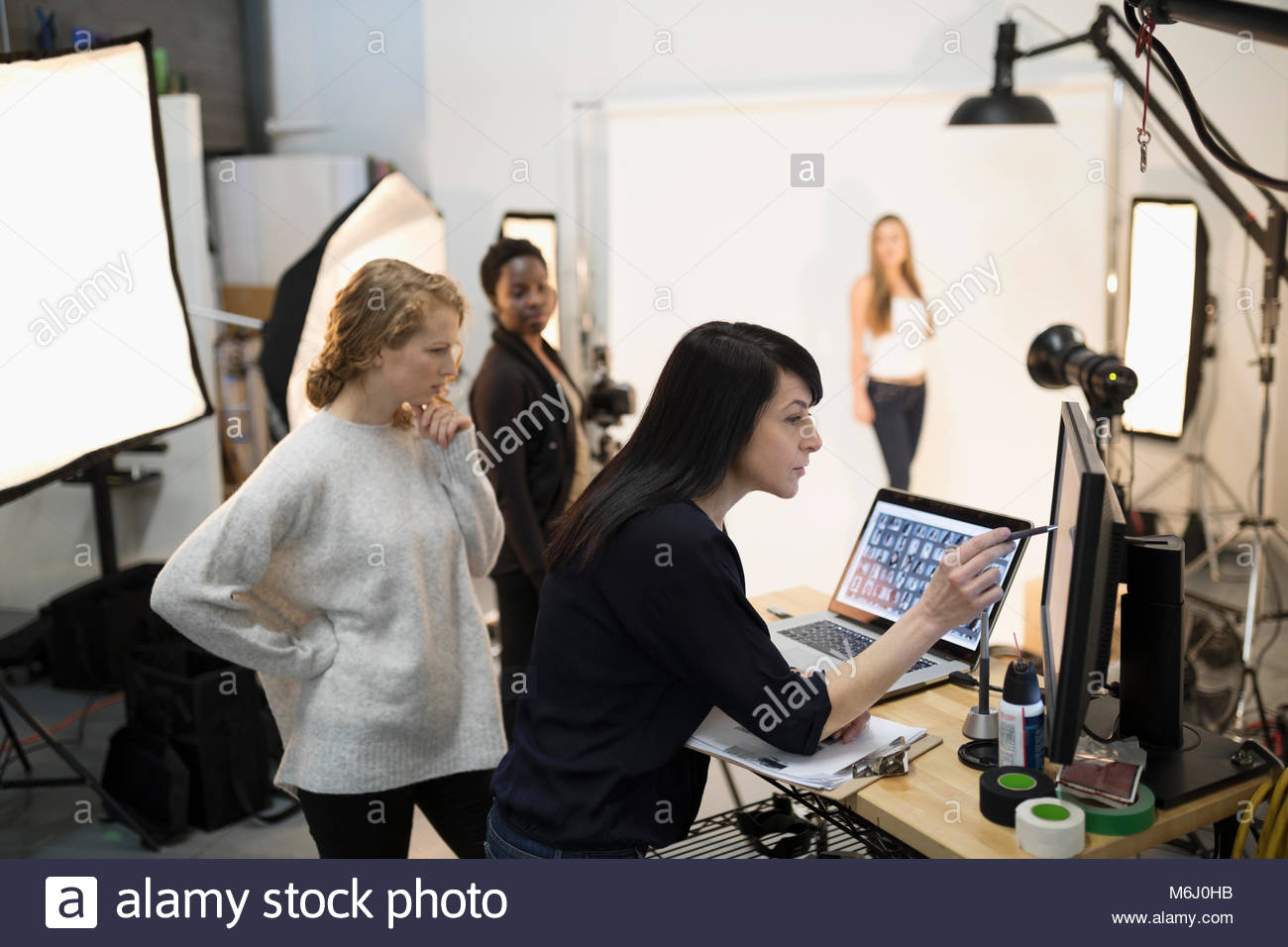 Computer production hi-res stock photography and images - Alamy