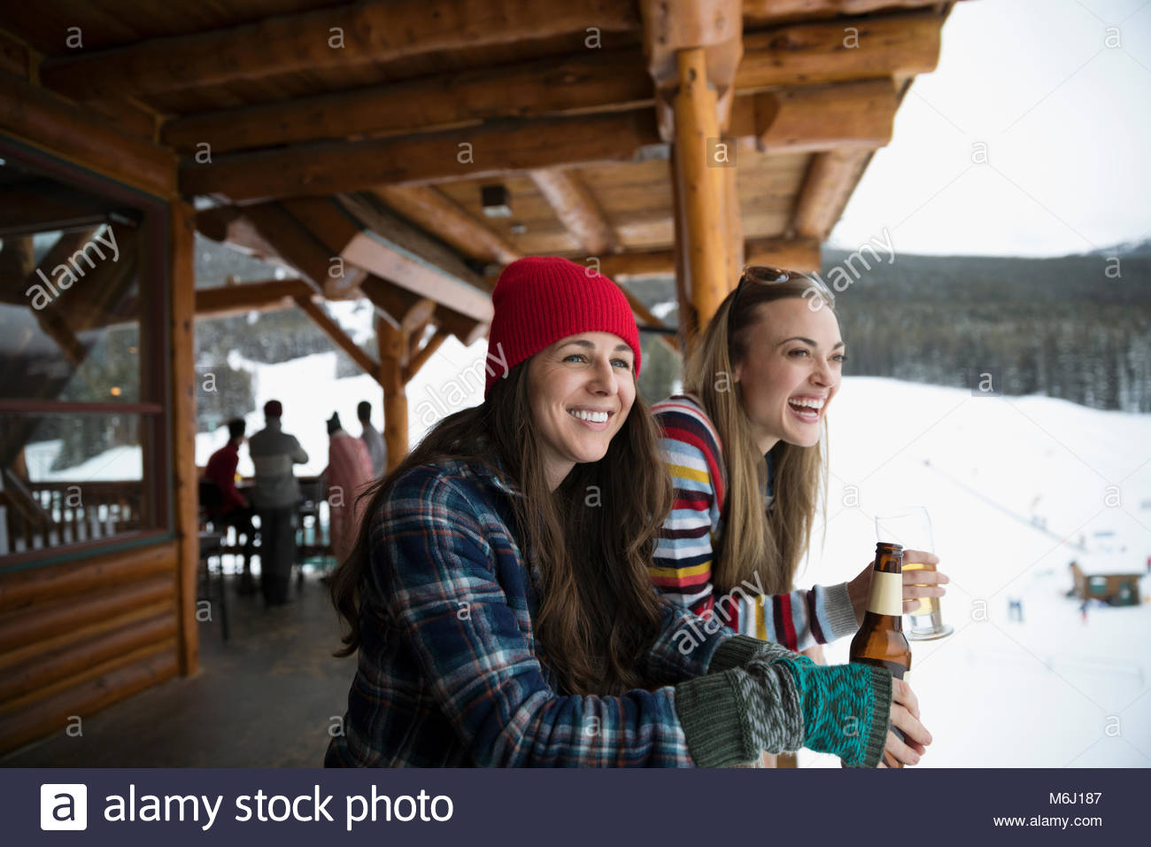 Drinking a beer young hi-res stock photography and images - Alamy