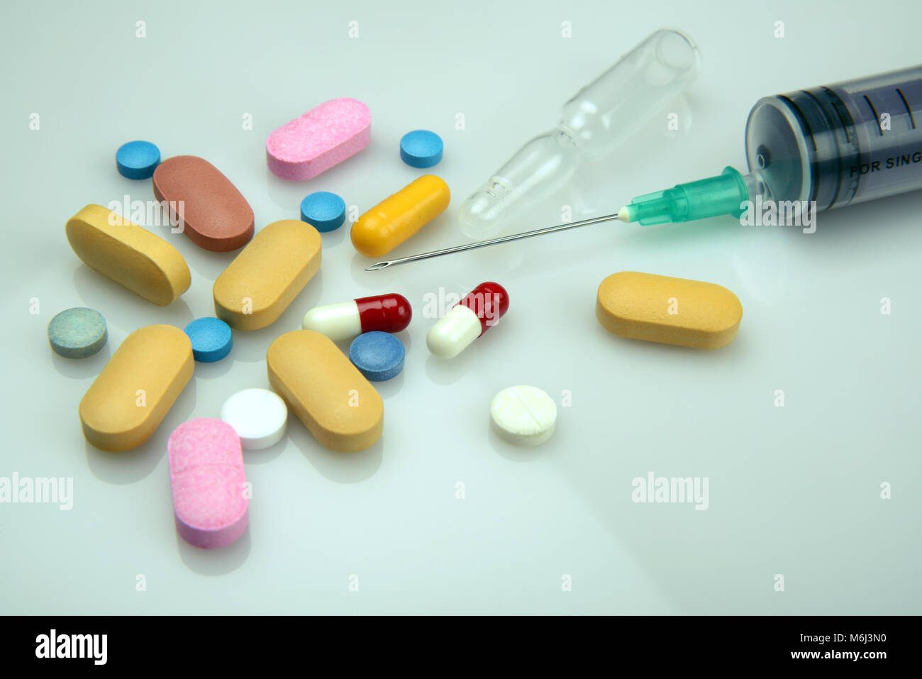 Various tablets hi-res stock photography and images - Alamy