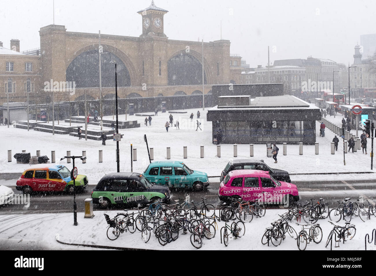 King's Cross Station in the snow, Camden, London UK Stock Photo - Alamy