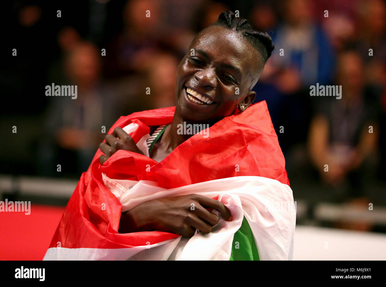 Burundi's Francine Niyonsaba celebrates winning gold in the Women's 800 ...