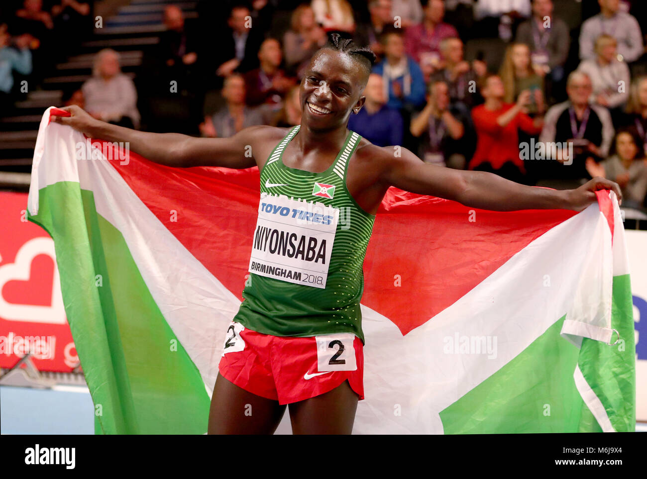 Burundi's Francine Niyonsaba celebrates winning gold in the Women's 800 ...