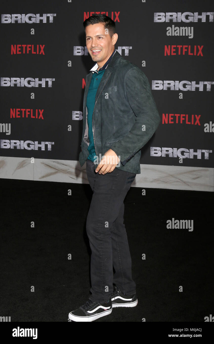 Jay hernandez actor hi-res stock photography and images - Alamy