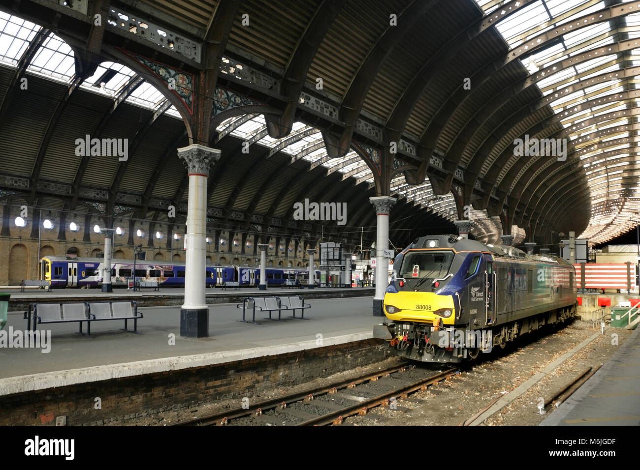 Modern diesel locomotive hi-res stock photography and images - Alamy