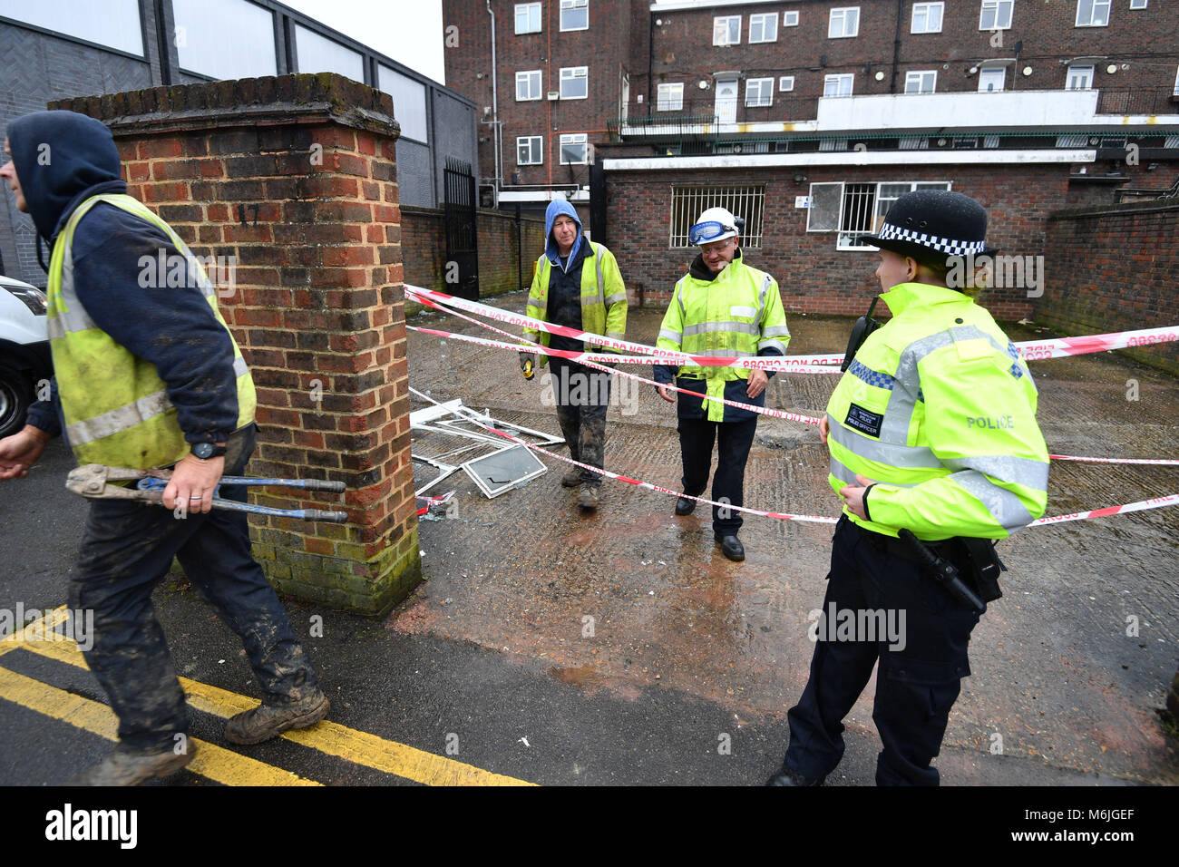 Gas board hi-res stock photography and images - Alamy