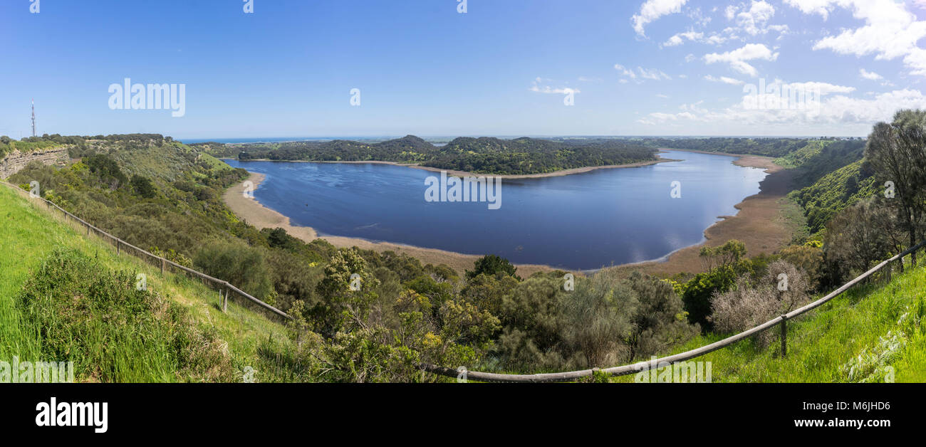 Tower Hill wildlife reserve, inside a dormant volcano near the great ...