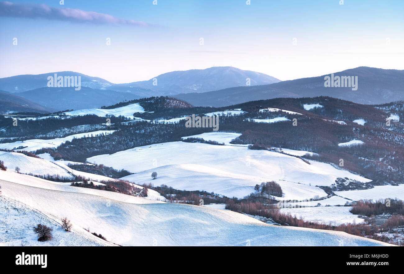 Snow in Tuscany, winter panorama at sunset. Montecastelli, Siena, Italy ...