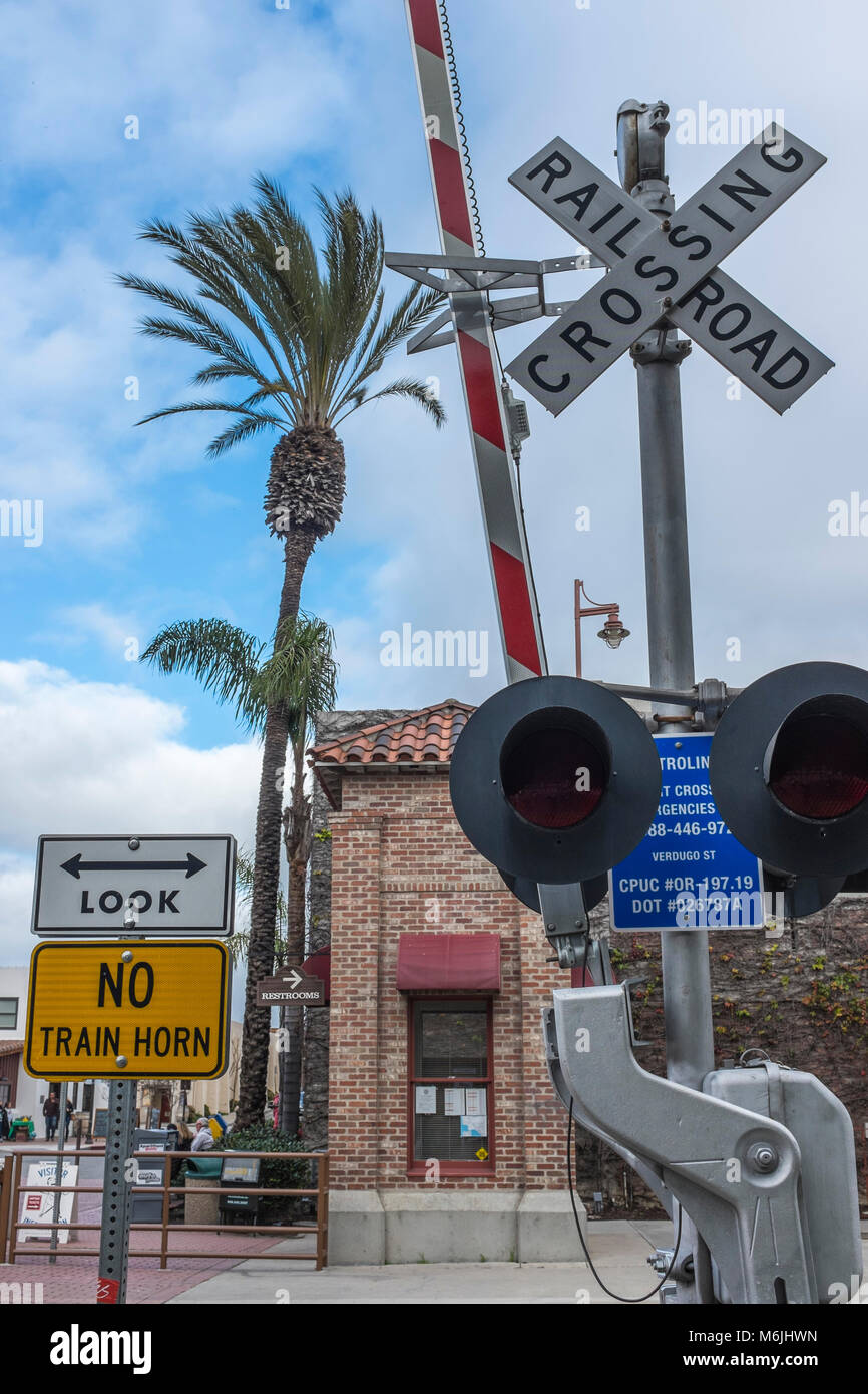 Train pedestrian level crossing warning look no train horn sign at ...