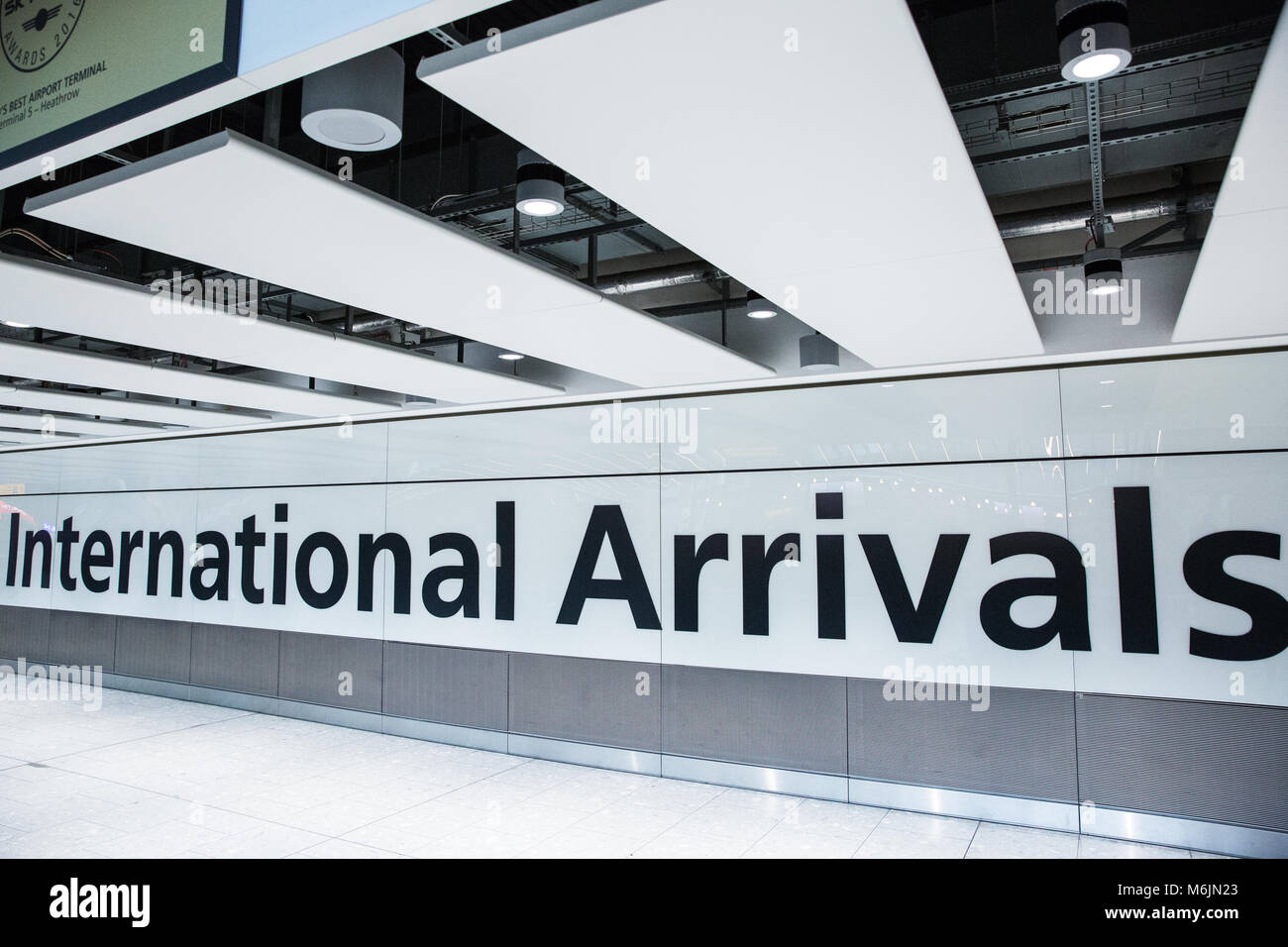 Airport Arrivals Sign High Resolution Stock Photography and Images - Alamy