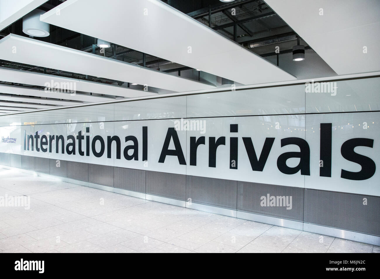Welcome sign heathrow hi-res stock photography and images - Alamy