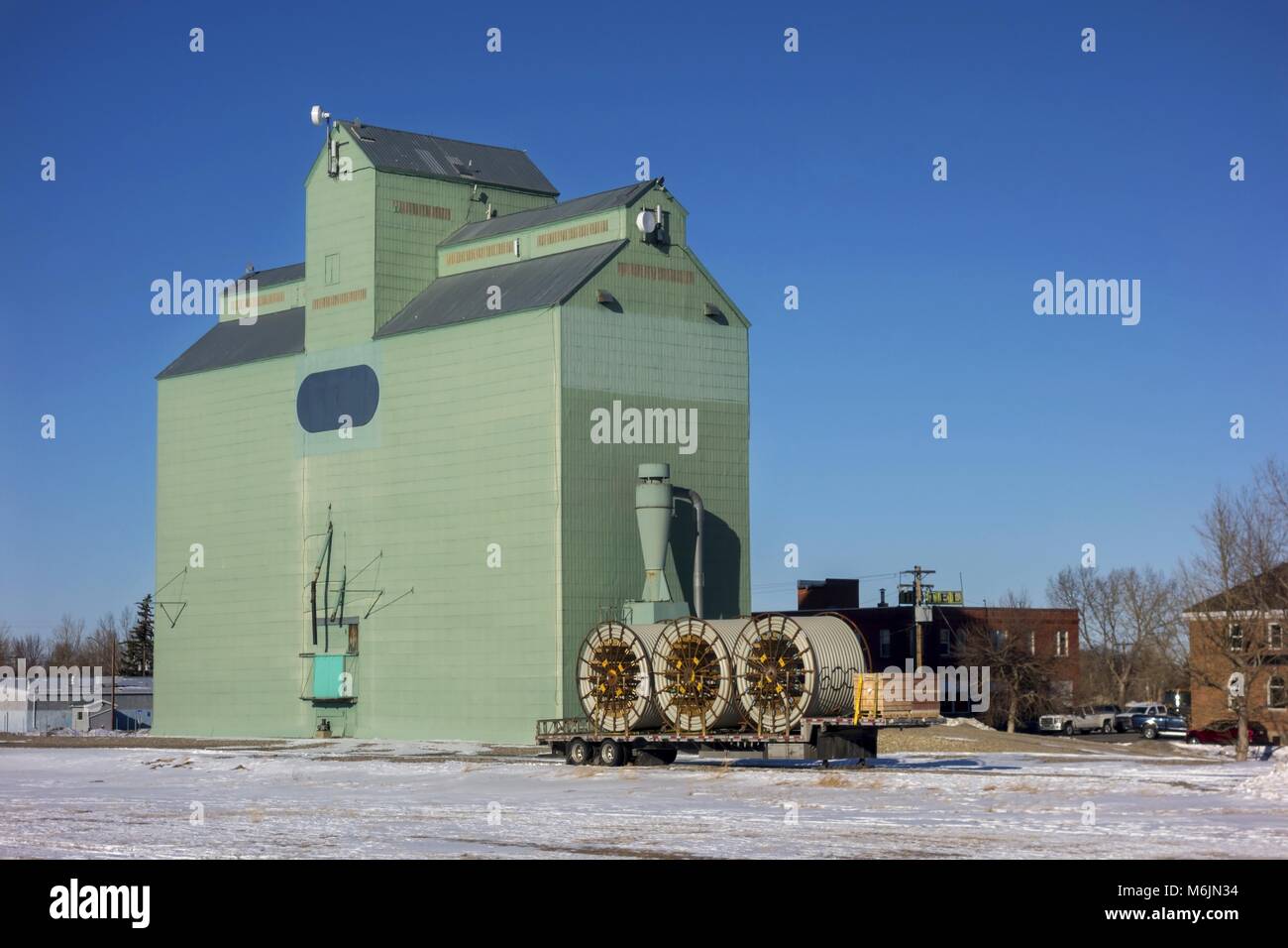Grain elevator alberta canada hi-res stock photography and images - Alamy