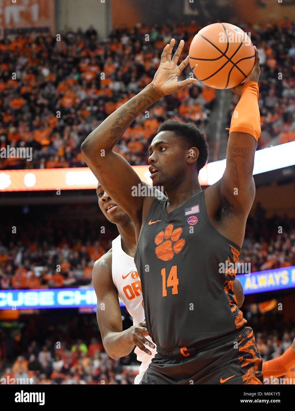 Syracuse, NY, USA. 3rd Mar, 2018. Clemson Tigers forward Elijah Thomas ...