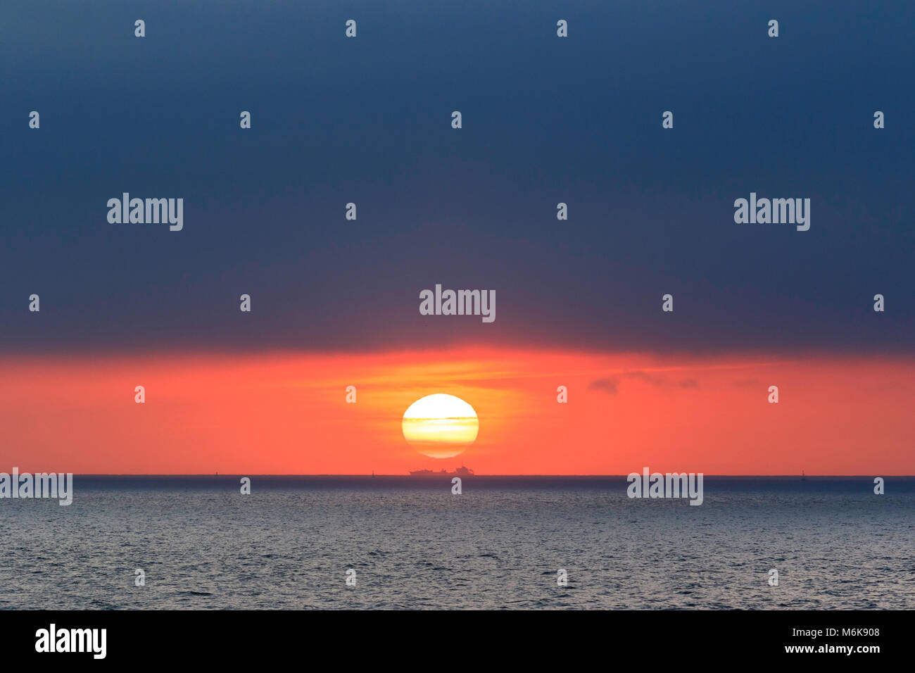 Sun Just Above The Horizon High Resolution Stock Photography and Images ...