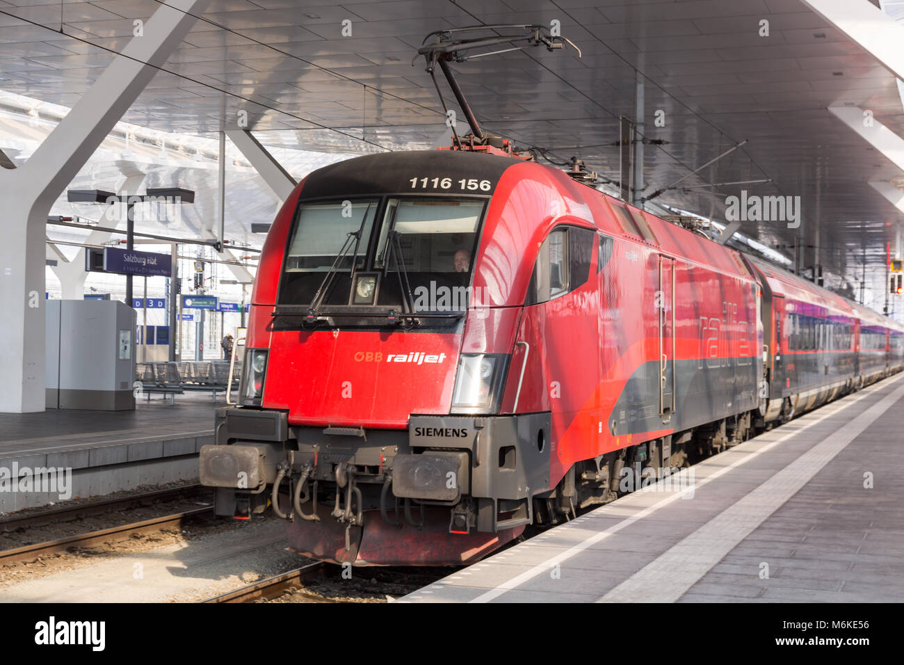 SALZBURG - March 03, 2018: High speed OBB railjet train at the Salzburg ...