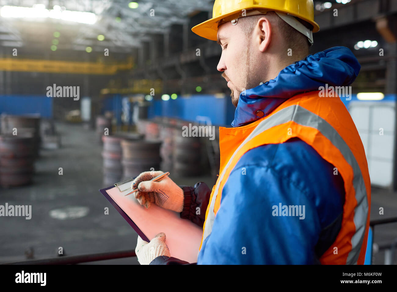 Taking inventory hi-res stock photography and images - Alamy