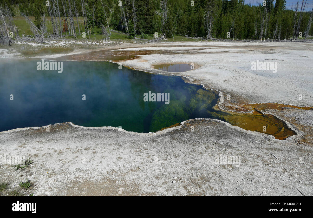 Abyss Pool. Abyss Pool at West Thumb Geyser Basin Stock Photo - Alamy