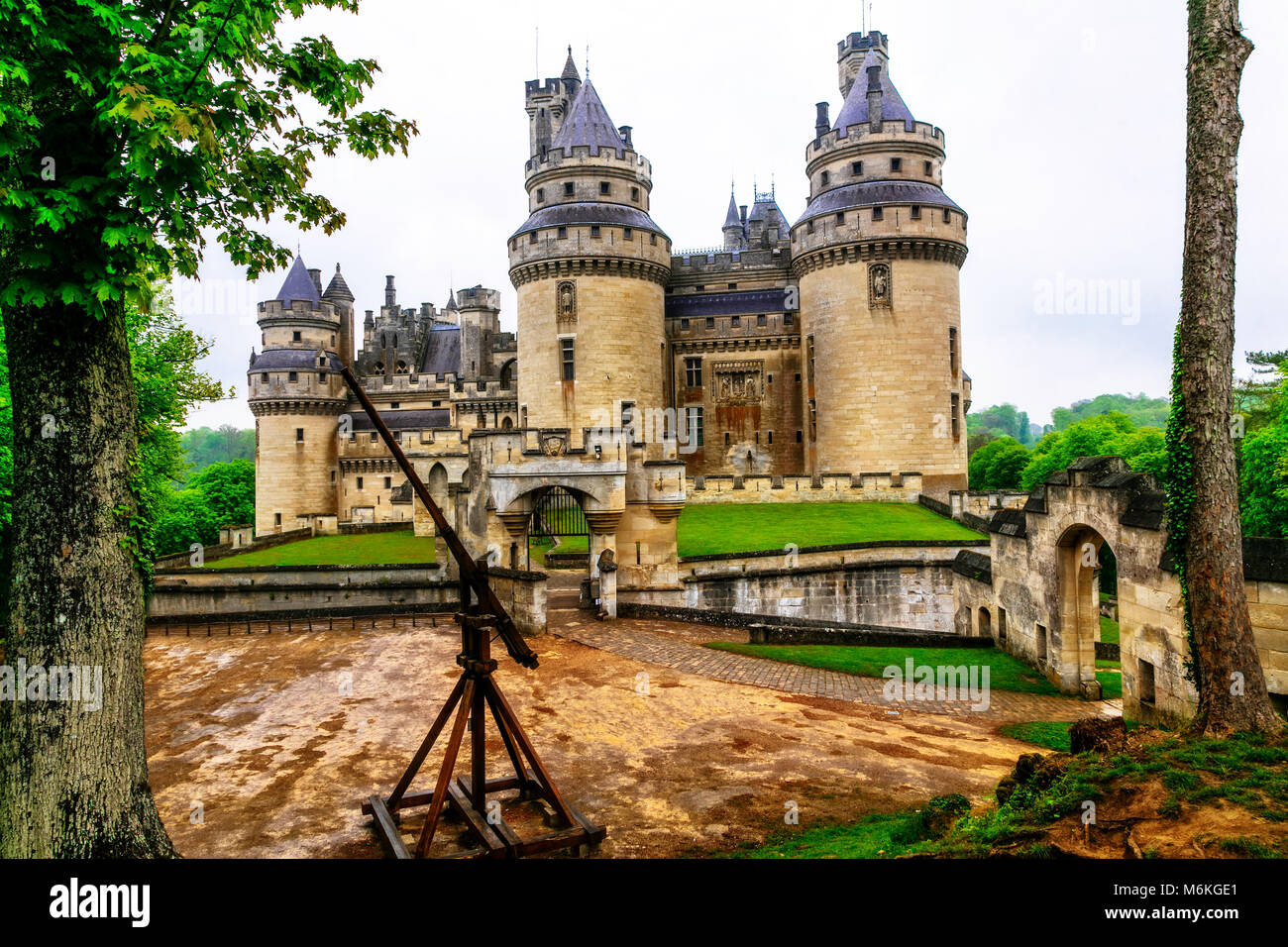 Pierrefonds castle hi-res stock photography and images - Alamy