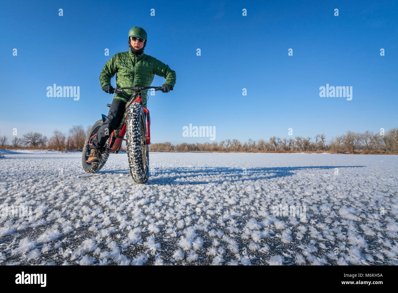 Fat cyclist hi-res stock photography and images - Alamy