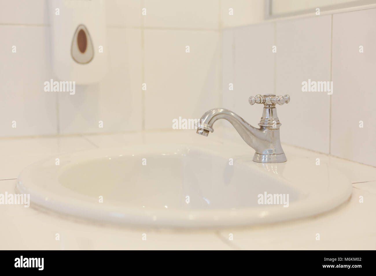 Clean wash basin in the bathroom Stock Photo - Alamy
