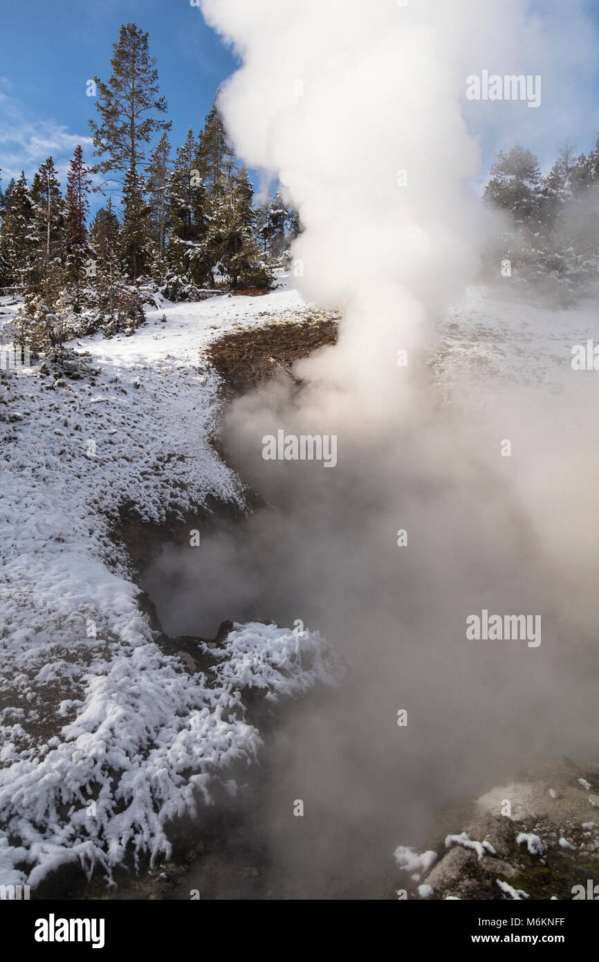 Dragon's Mouth Spring Stock Photo - Alamy