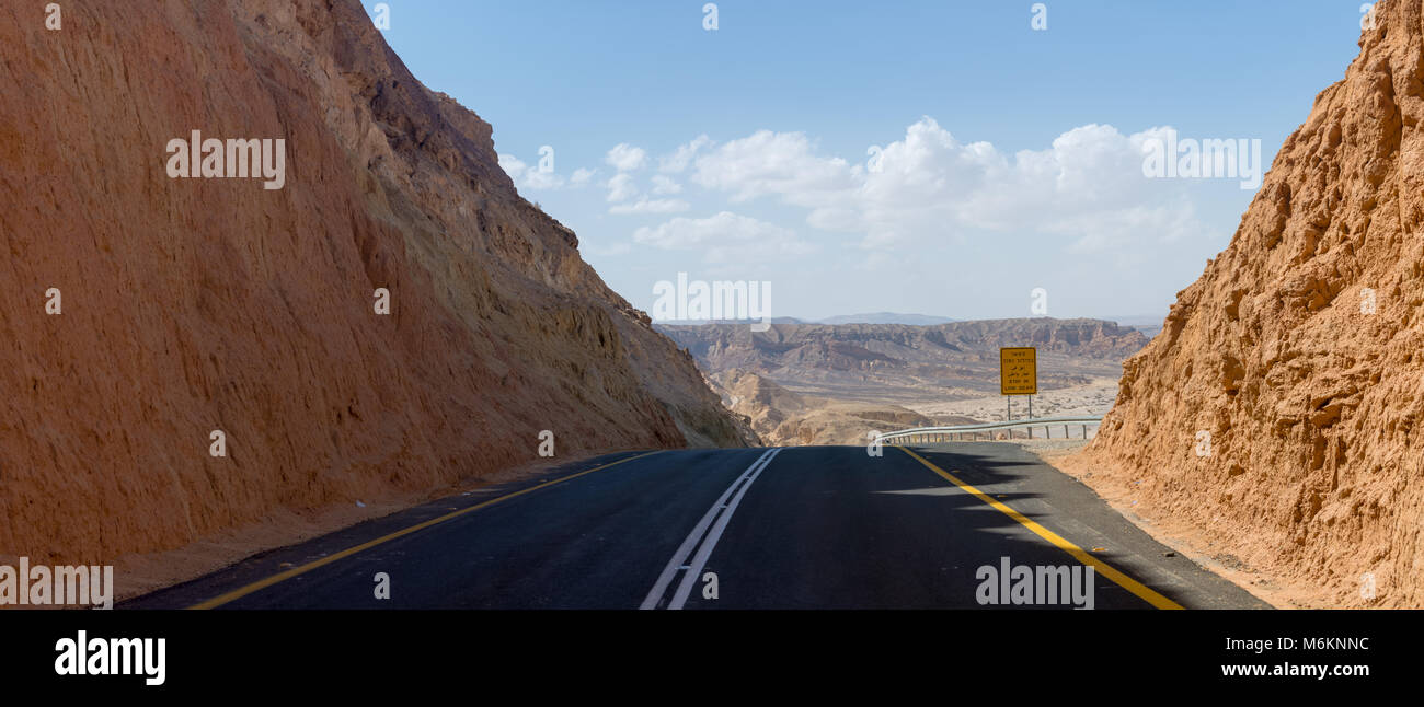 Asphalt road in desert Negev, Israel, road 40, transport infrastructure ...