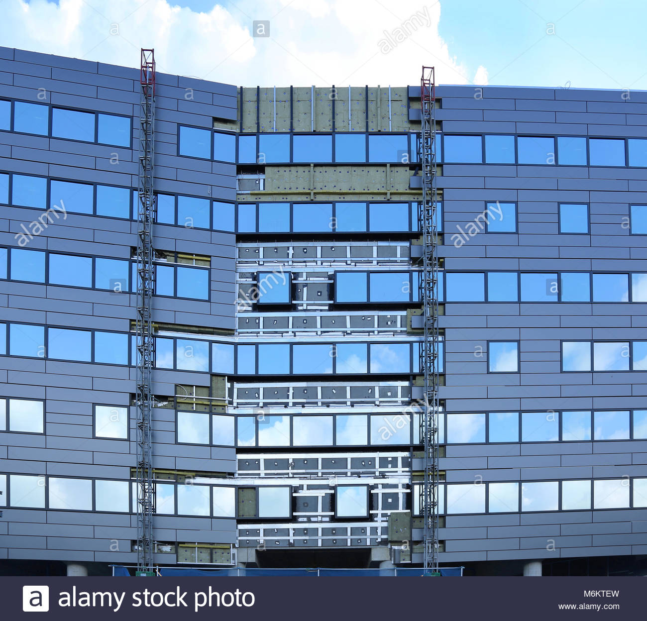 Aluminium Cladding Stock Photos & Aluminium Cladding Stock Images - Alamy