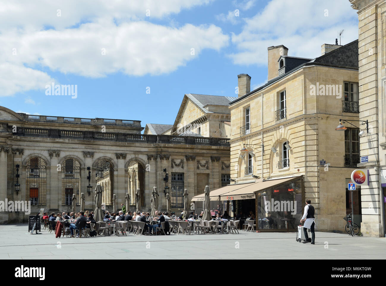 Famous square Pey-Berland in the French city Bordeaux Stock Photo - Alamy