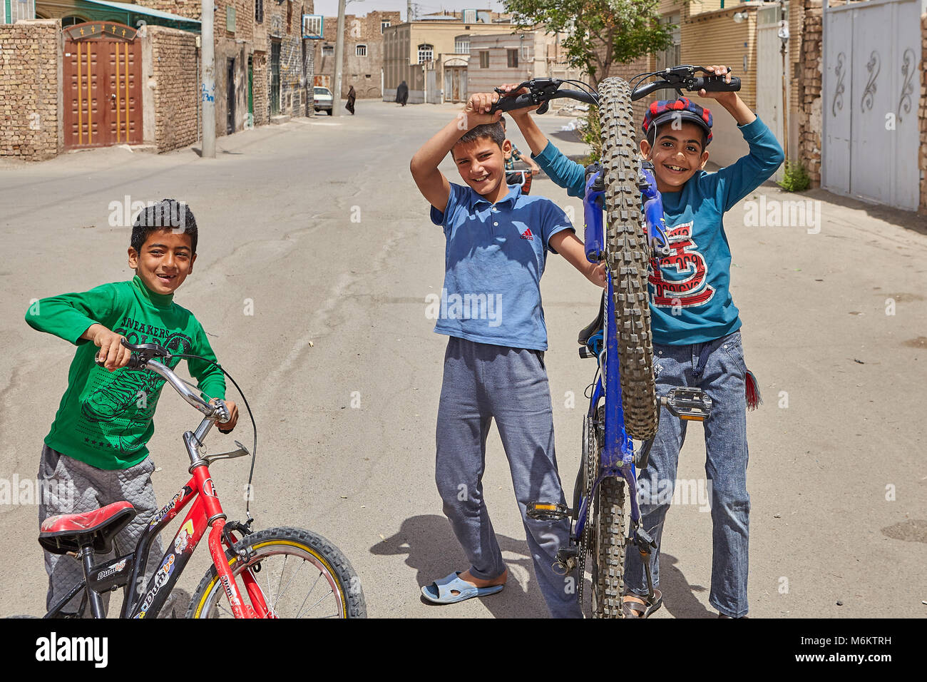 Iranian boys hi-res stock photography and images - Alamy