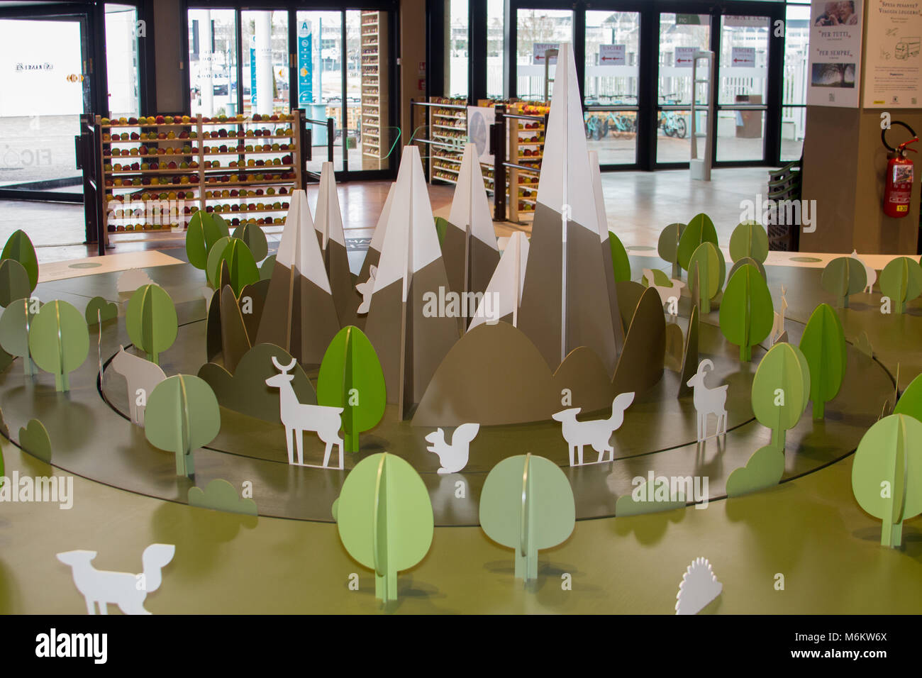 typical Italian dishes and products traditional Italian cuisine Stock ...