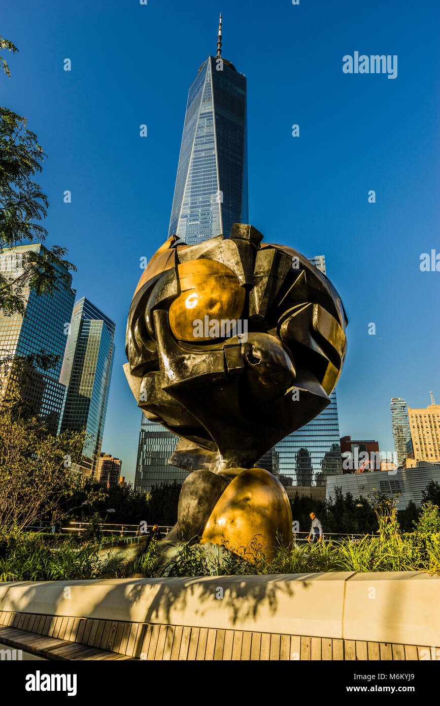 Fritz koenig sphere hi-res stock photography and images - Alamy