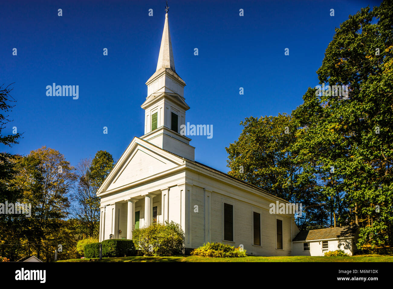 First Congregational Church of Shelburne Shelburne, Massachusetts, USA ...