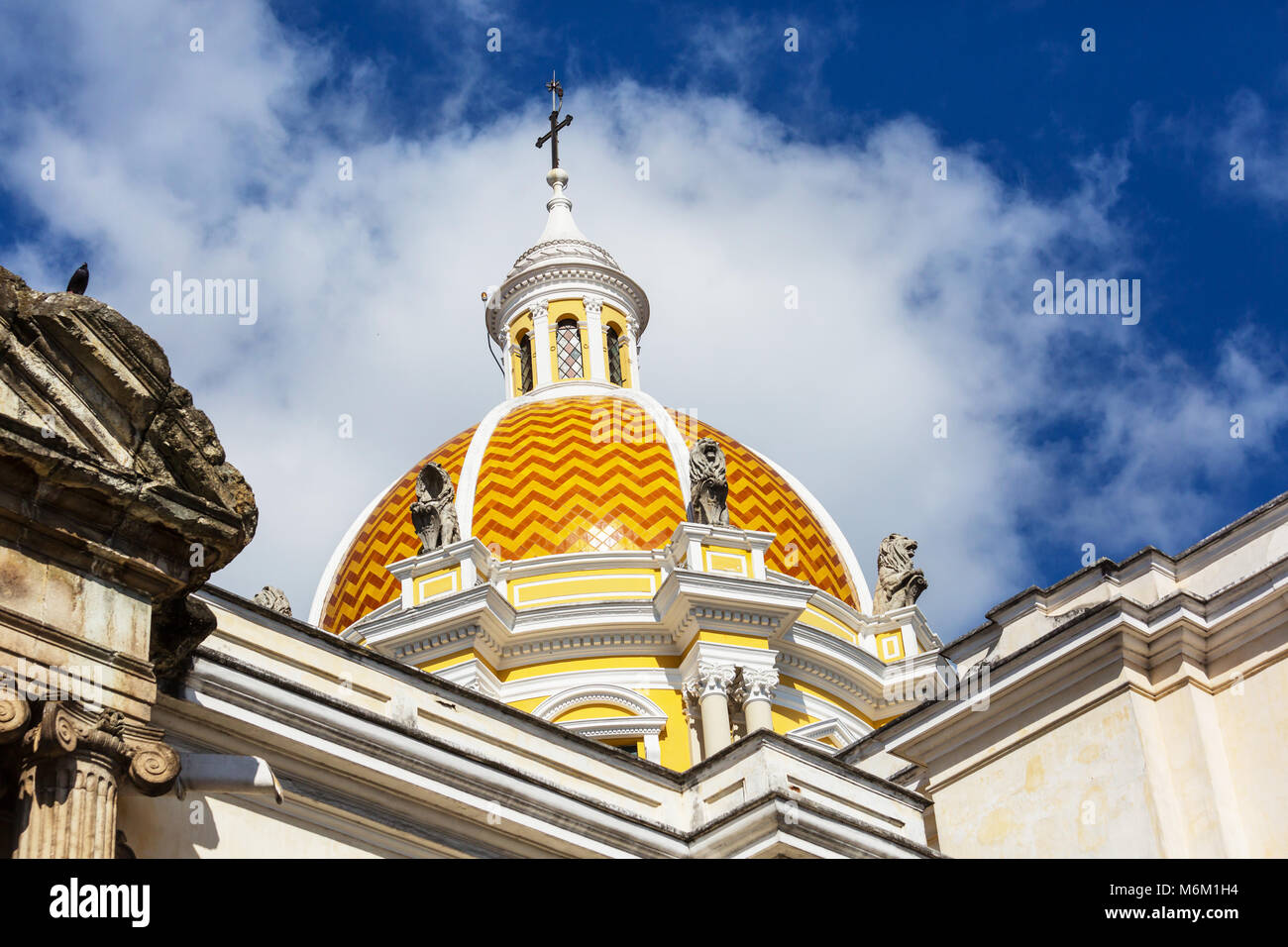 Ancient guatemala house hi-res stock photography and images - Alamy