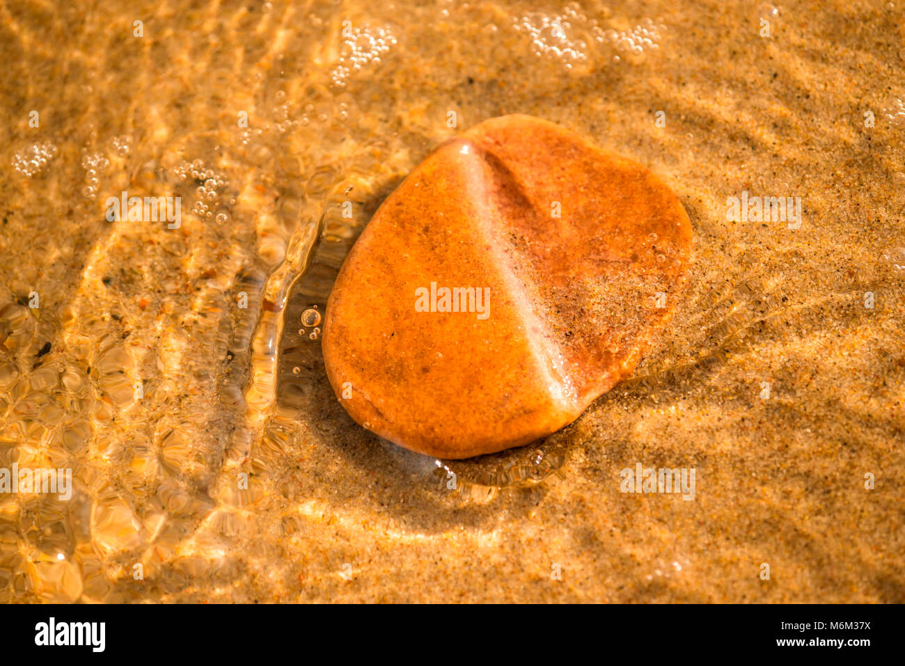Curve of a pebble beach hi-res stock photography and images - Alamy