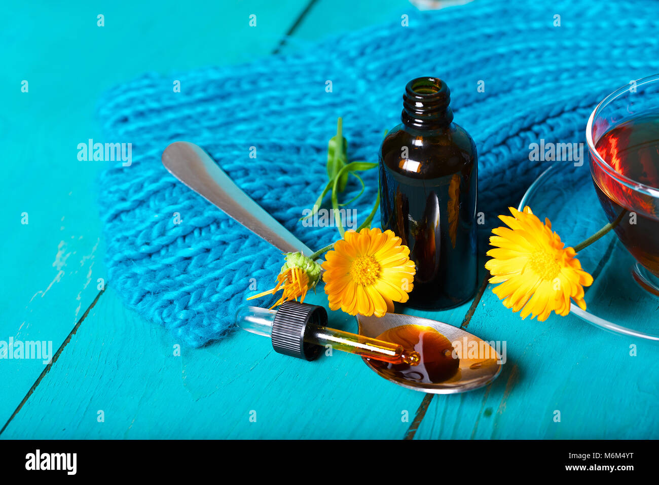 Calendula tincture for mouth rinsing Stock Photo - Alamy