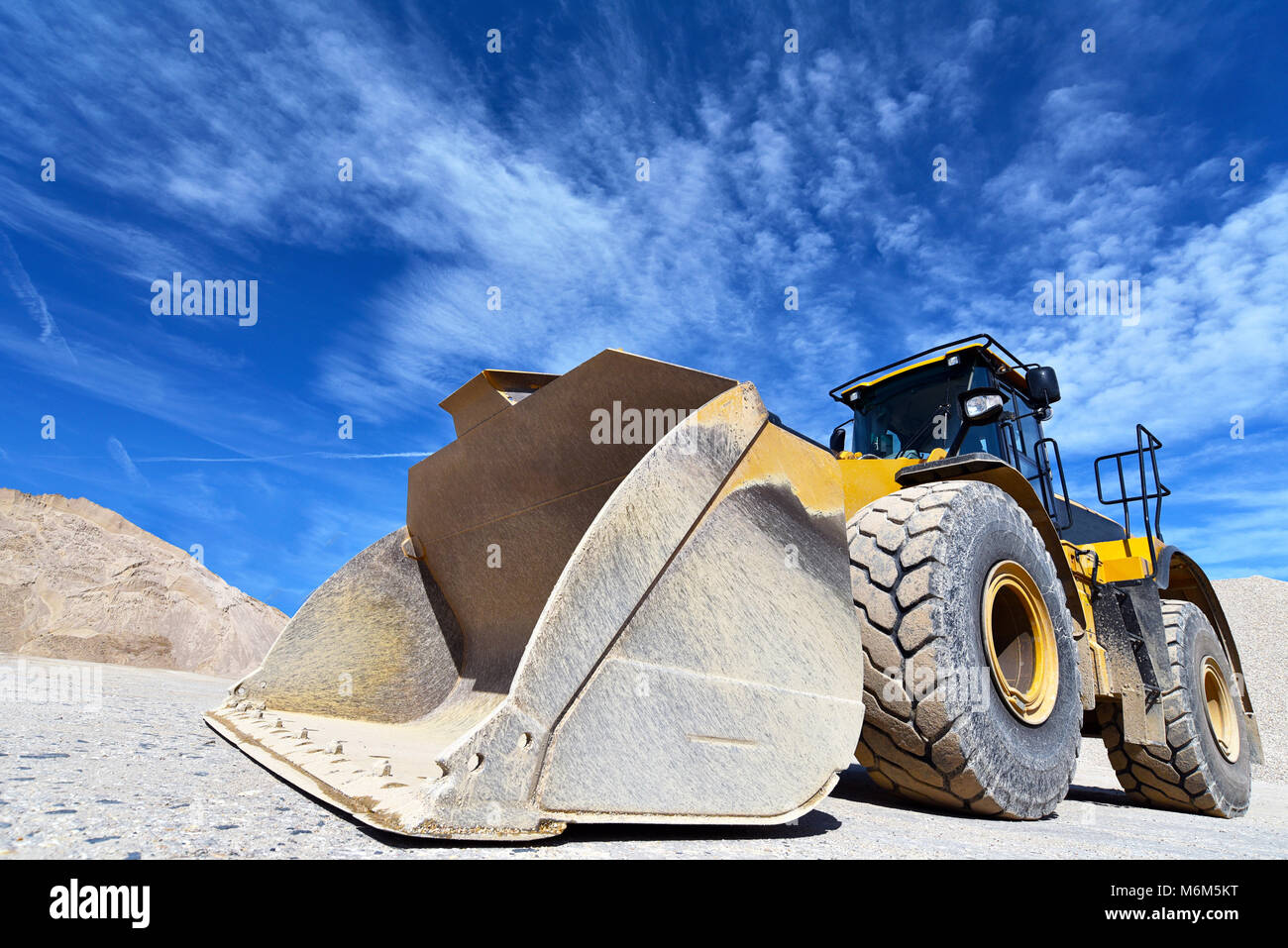 Open cast mine tipper hi-res stock photography and images - Alamy
