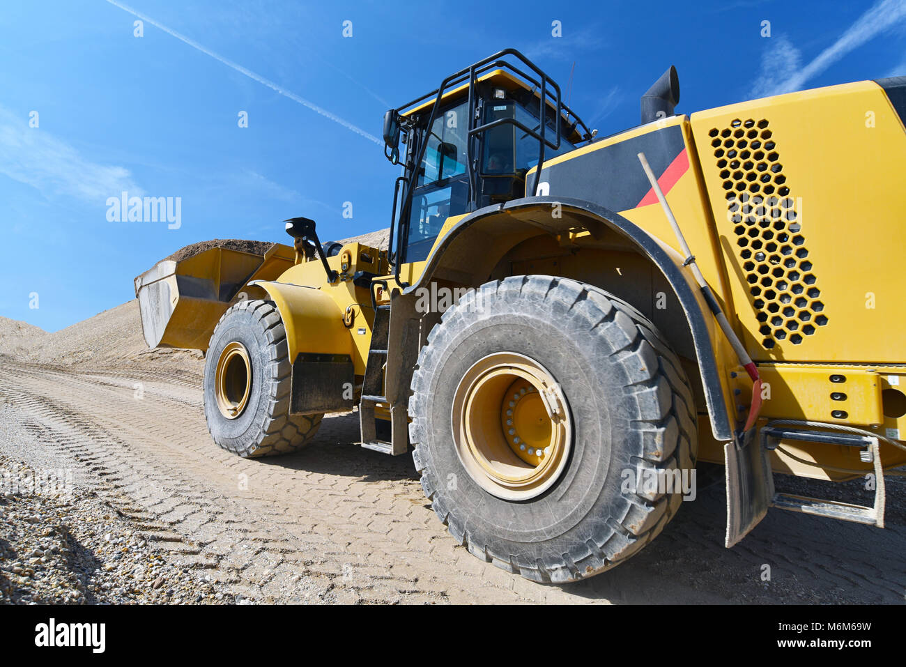 Mining wheel hi-res stock photography and images - Alamy