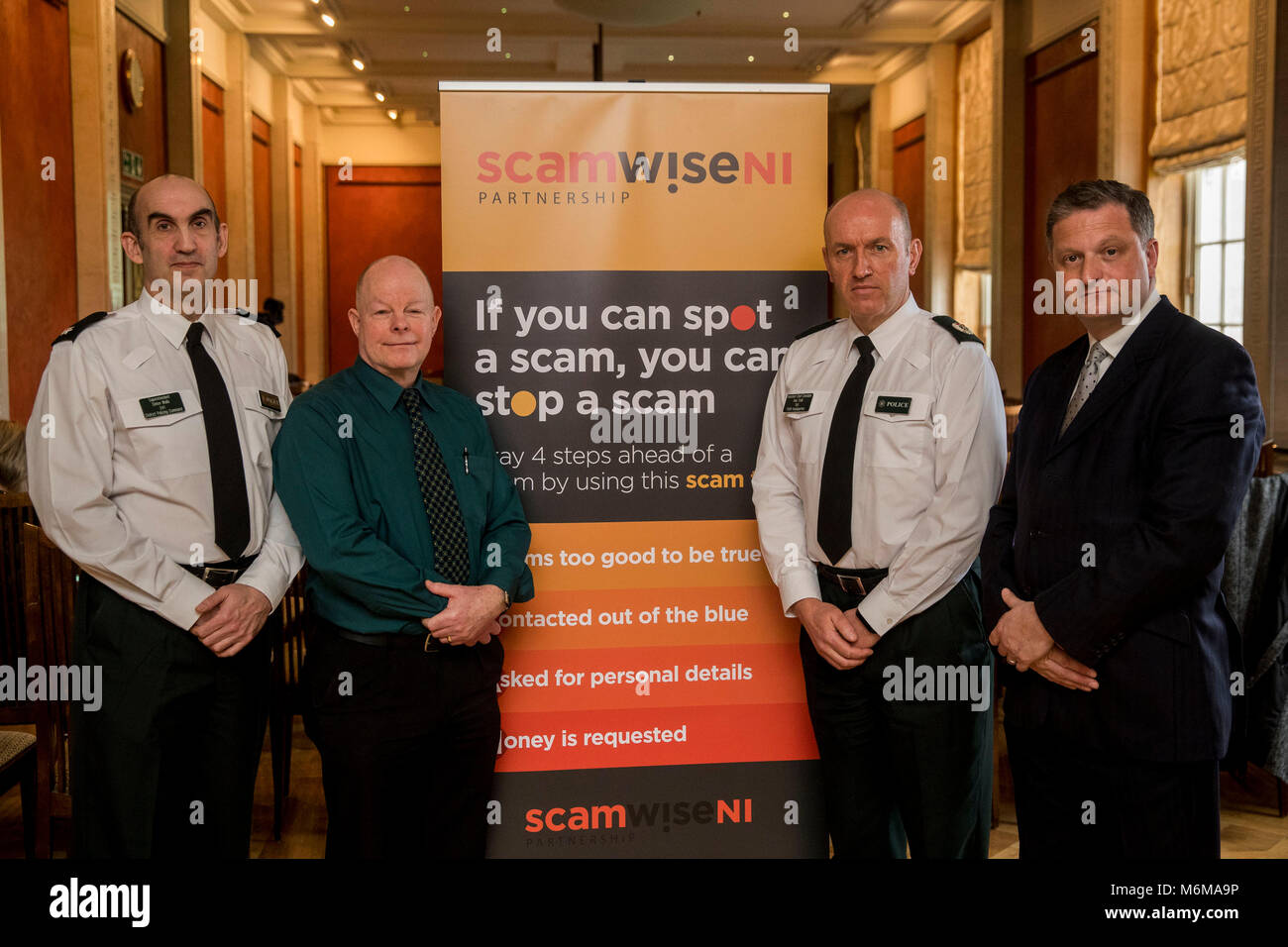 Attend launch scamwise ni long room hi-res stock photography and images ...