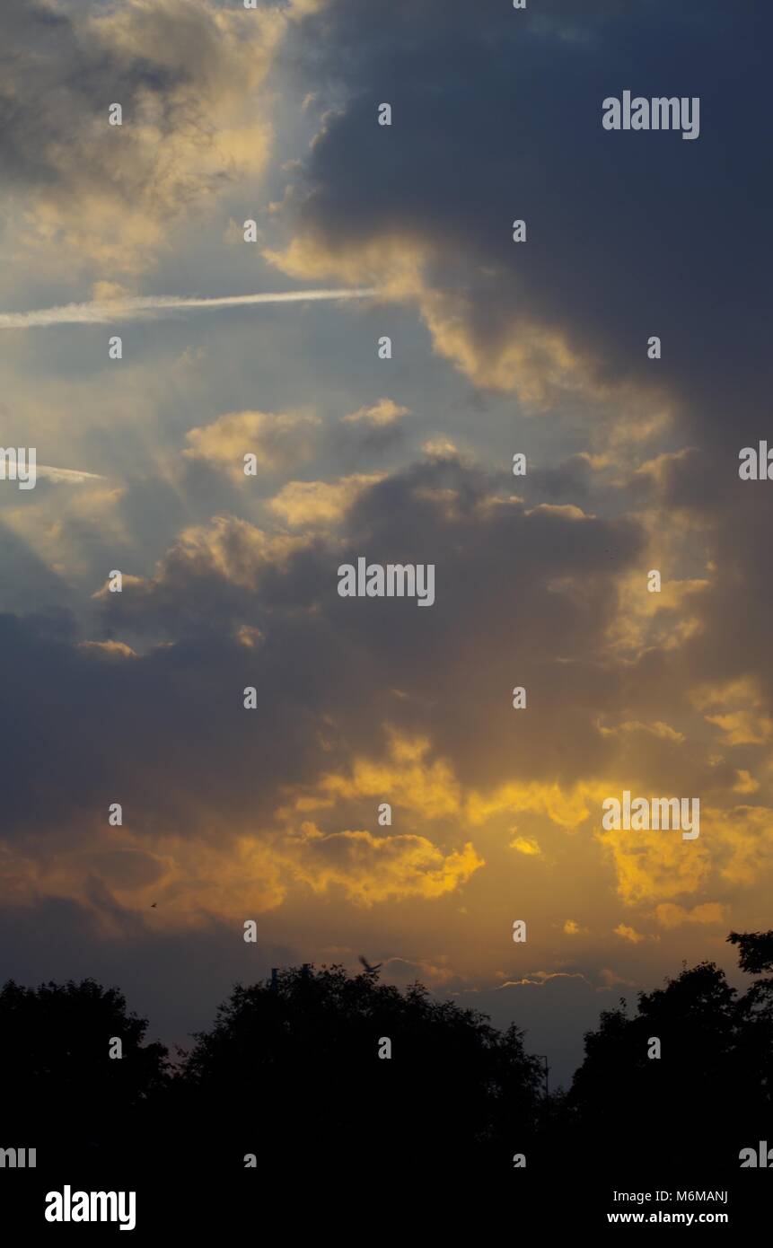 Firery Summer Sunset over Exeter, Devon, UK Stock Photo - Alamy