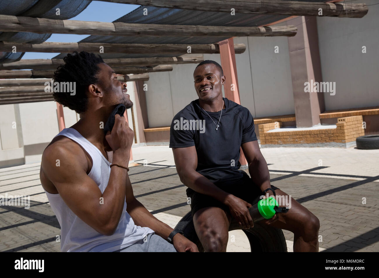 African men hi-res stock photography and images - Alamy