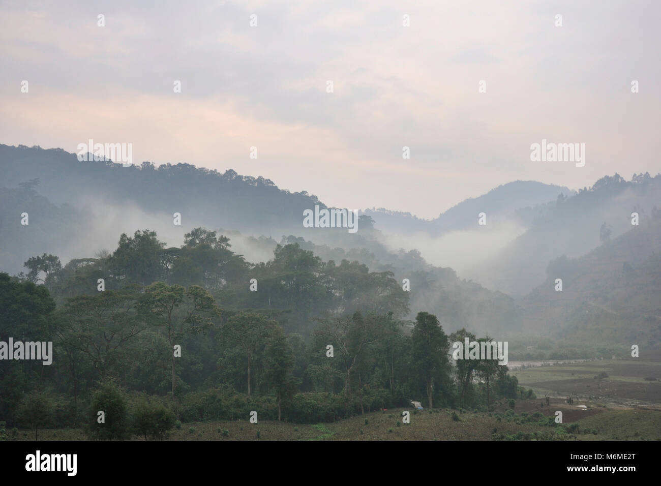 Uganda landscapes hi-res stock photography and images - Alamy