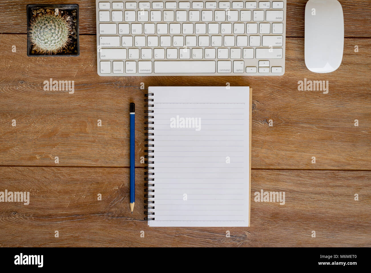 Workplace setting hi-res stock photography and images - Alamy