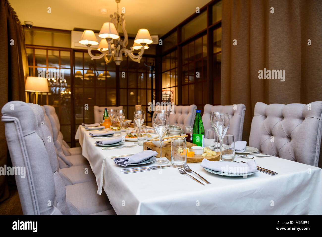 Foodonatable hi-res stock photography and images - Alamy