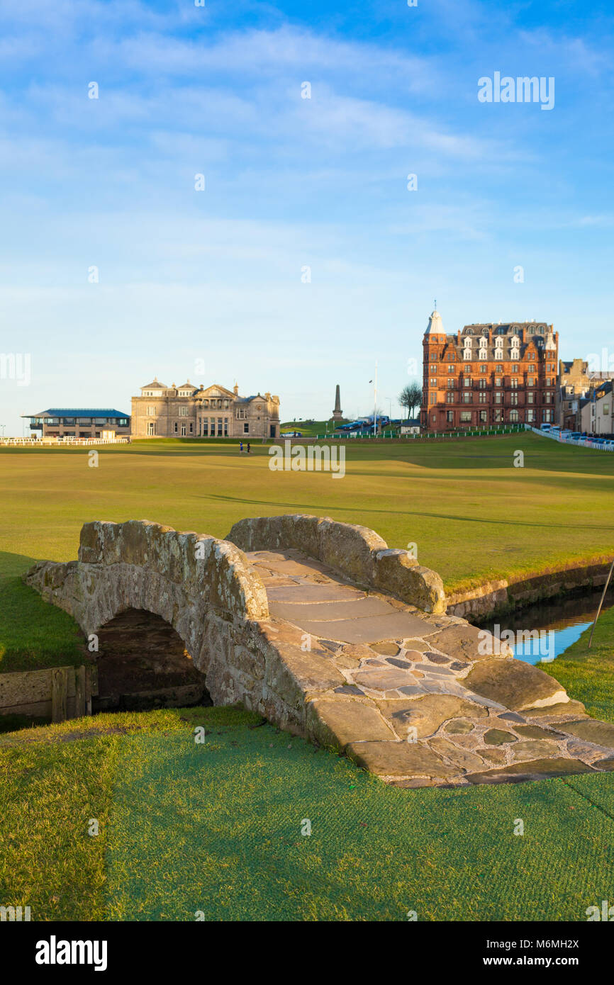 Swilcan bridge hi-res stock photography and images - Alamy