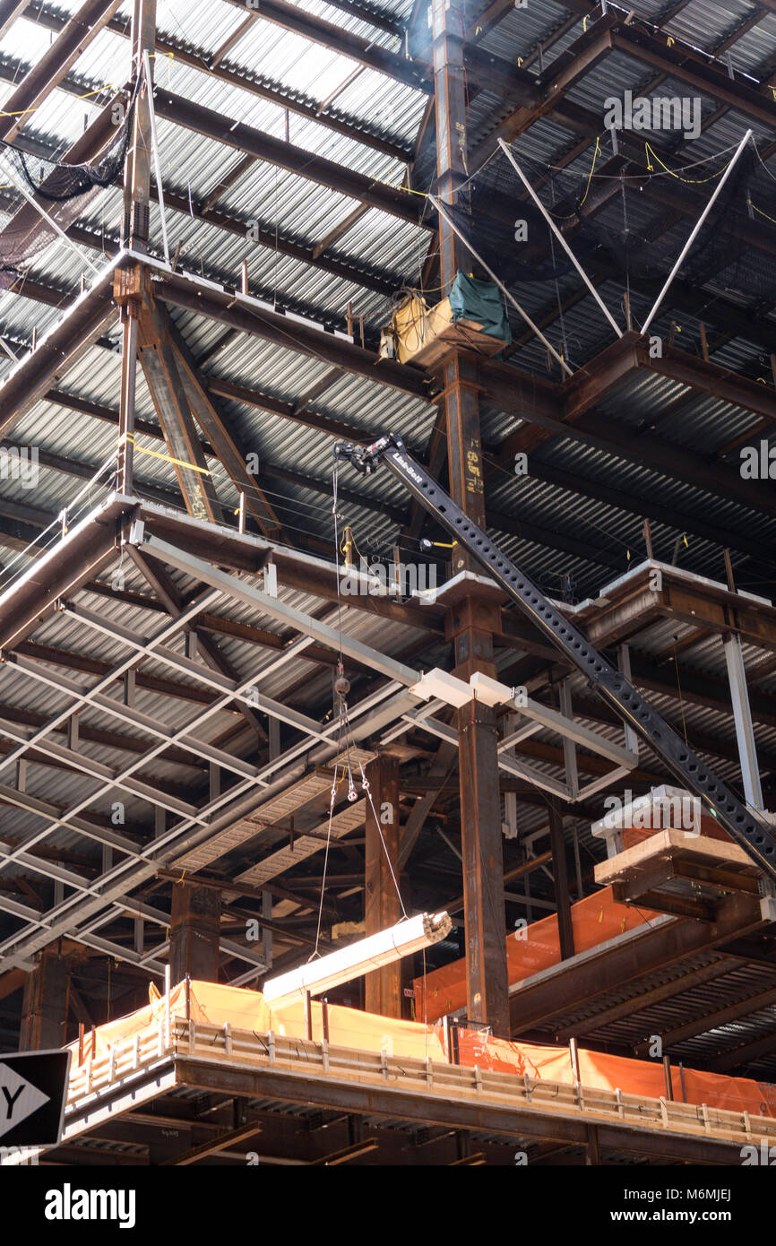 Hi-Rise Construction in Midtown Manhattan, NYC, USA Stock Photo - Alamy
