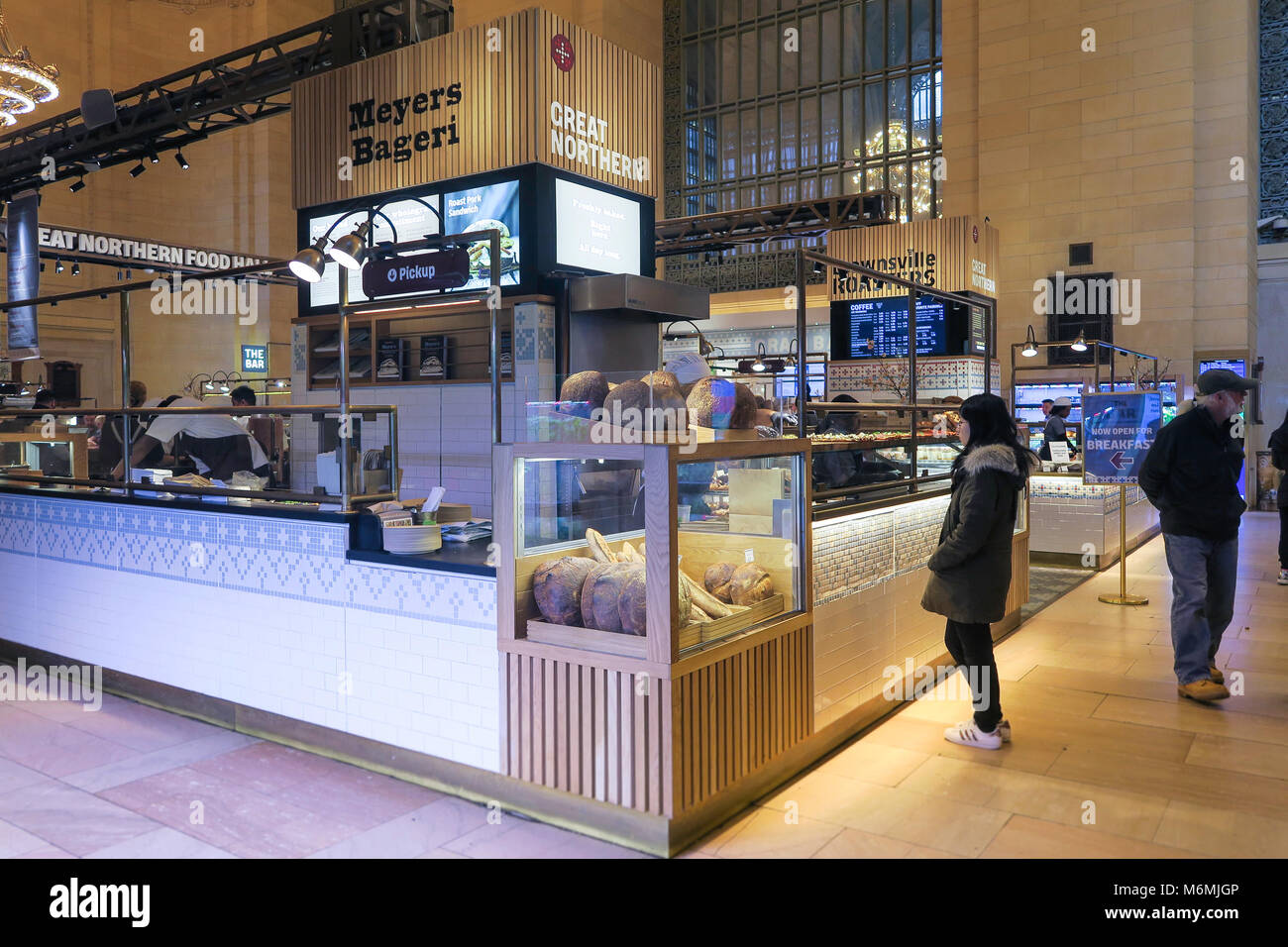 Great Northern Food Hall, Vanderbilt Hall in Grand Central Terminal ...