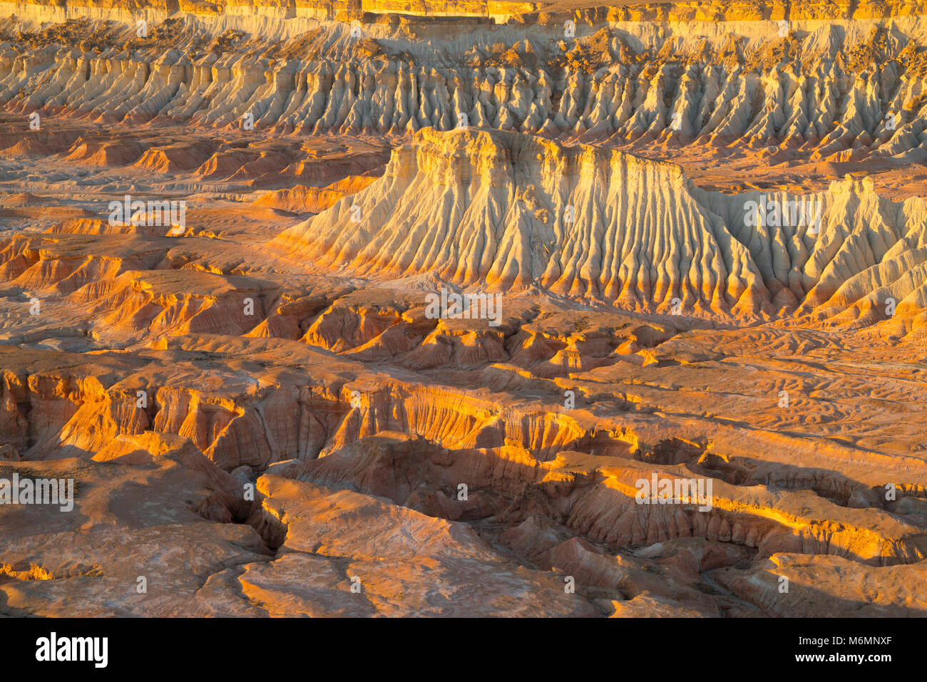 Yangikala Canyon, Turkmenistan Ust-Urt Plateau naer Caspian Sea Sunset ...