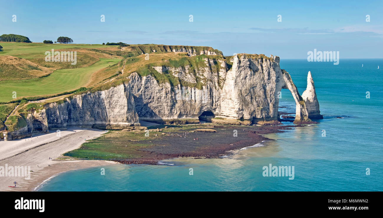 Panoramic landscape of the famous cliff of Etretat, Normandy, France ...