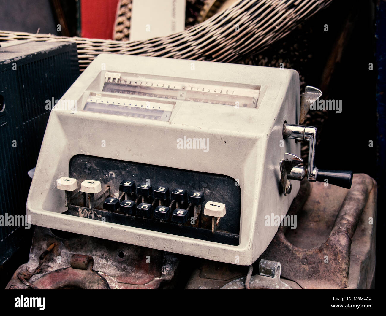Antique calculator hi-res stock photography and images - Alamy