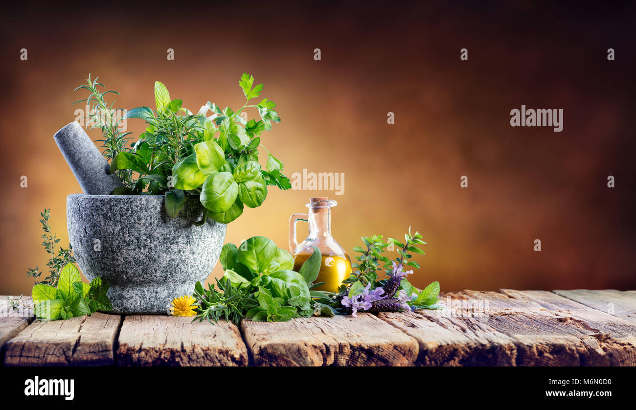 Aromatic cooking hi-res stock photography and images - Alamy